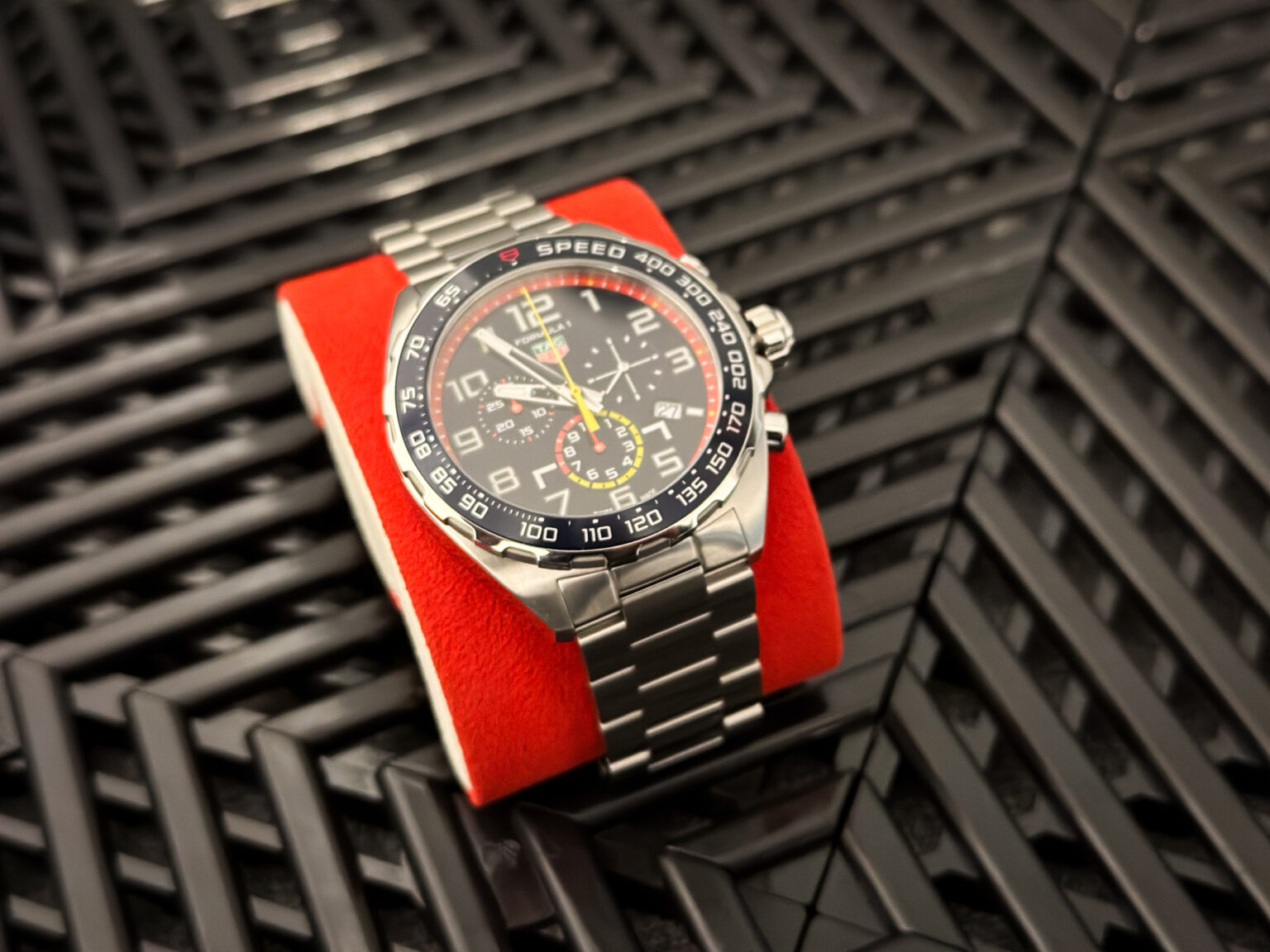 TAG Heuer Special Edition Formula 1 Red Bull Racing Chronograph Watch ...