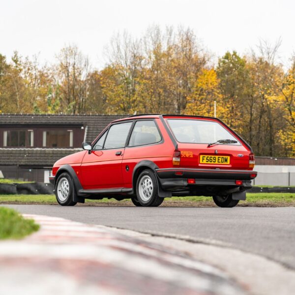 Win This Ford Fiesta MK2 XR2 - Redline Competitions