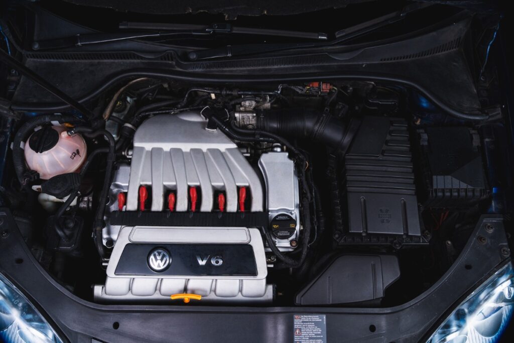 Win This VW Golf R32 for just 7p! - Redline Competitions