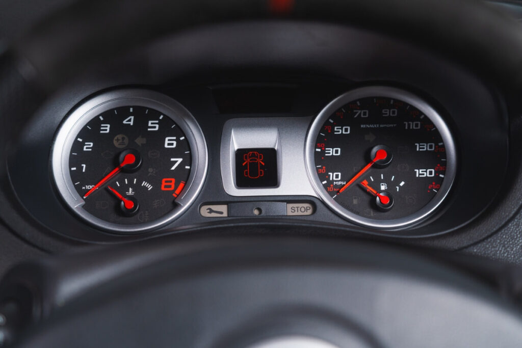 Win This 260bhp Renault Clio 197 'Meglio' - Redline Competitions