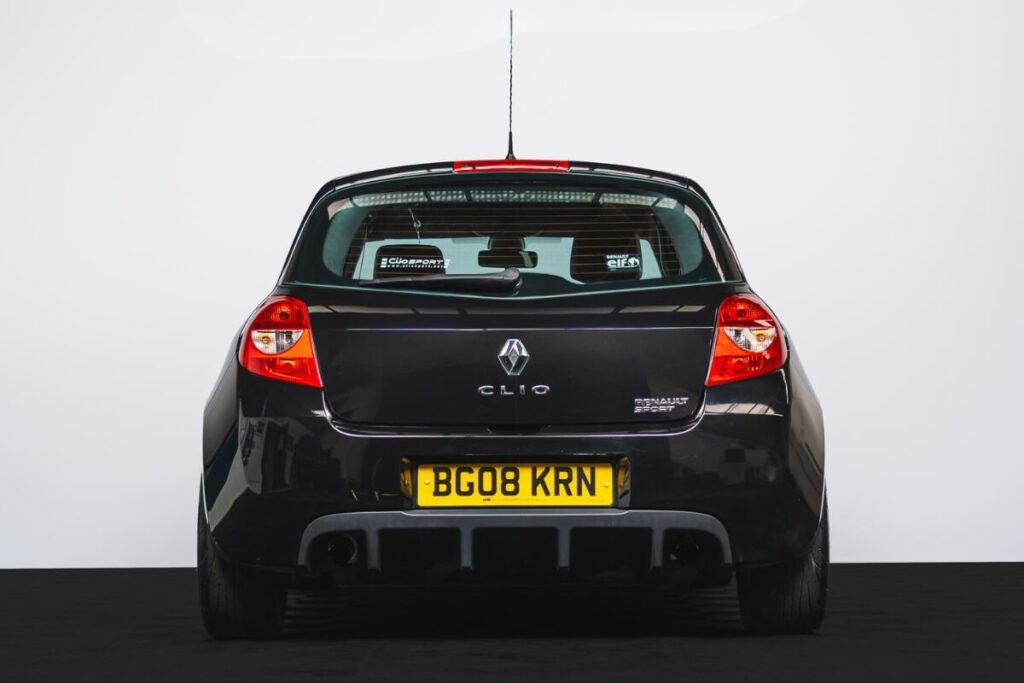 Win This 260bhp Renault Clio 197 'Meglio' - Redline Competitions