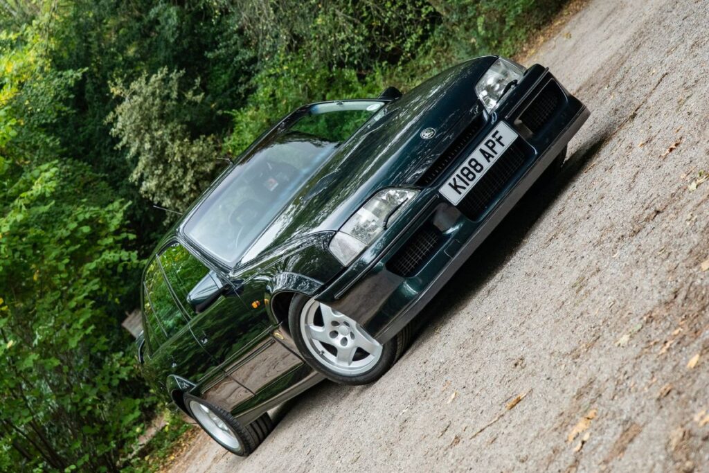 Win This Lotus Carlton for just 17p! - Redline Competitions