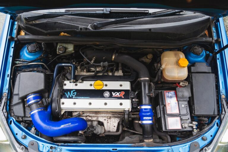 Win This Vauxhall Astra VXR Turbo for just 5p! - Redline Competitions