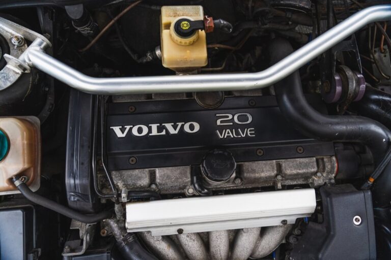 Win This Volvo 850R Turbo for just 8p! - Redline Competitions